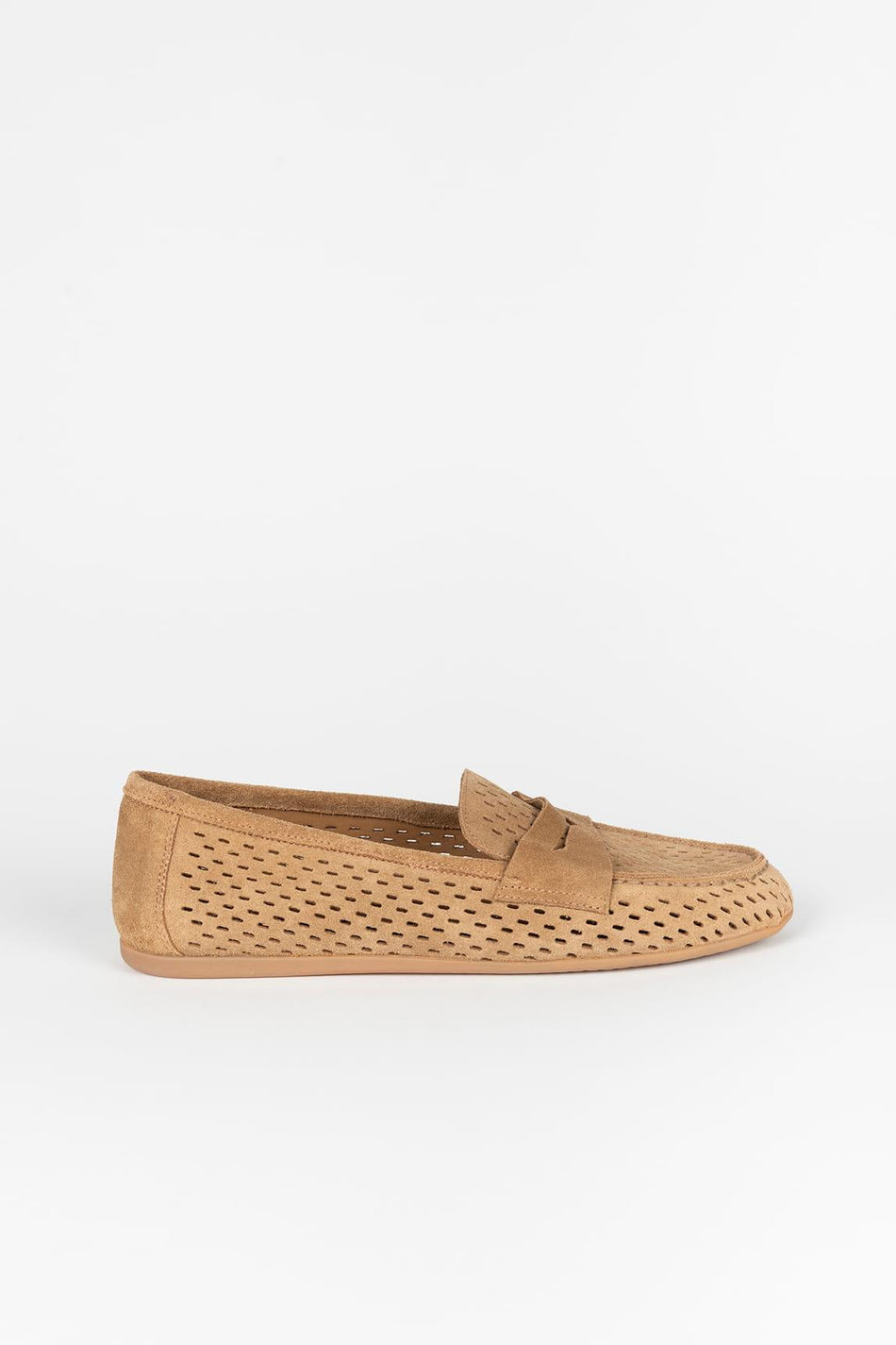 Perforated camel leather Tabi loafer | Rivera
